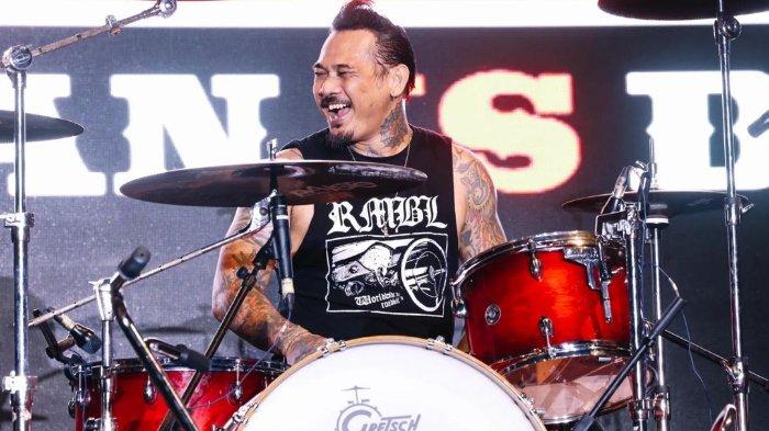 Profil dan Medsos Jerinx, Drummer SID Ini Akan Hadapi Komika Uus Di ...