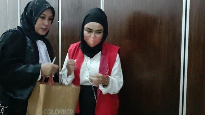 Cerita Medina Zein 2 Tahun di Penjara, Kaget Pertama Kali Tidur di ...