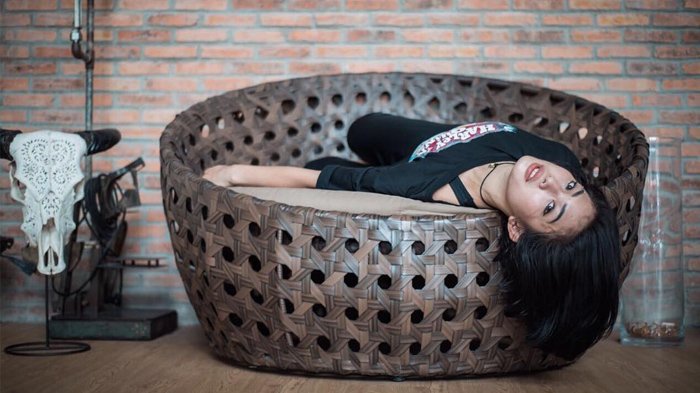 Hot Bingit! Terlentang Seksi di Instagram, Nabila Putri Tegaskan Doi Bukan Model Majalah Panas ...