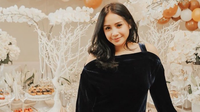 Siapa Sangka, OOTD Nagita Slavina Ini Bisa Buat Beli 2 Mobil Baru, Nyaris Rp 300 Juta ...