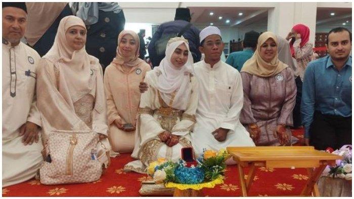 Dijodohkan dengan Gadis Hawaii, Mimpi Pria Ini Punya Istri Bule ...