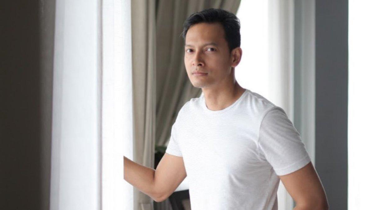 5 Potret Terbaru Fedi Nuril, Dikenal Family Man, Kini Trending di X ...