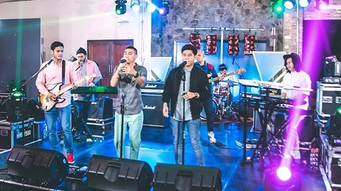 Lirik Lagu Hijau & Biru RAN - Hits Baru Buat Kamu Traveler yang Cinta ...