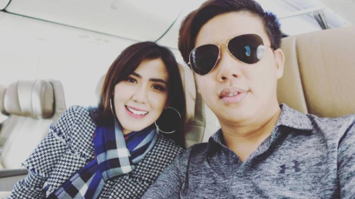 Hamil Besar, Perut Buncit Rey Utami Saat Pose Kayak Gini Bikin Netizen ...