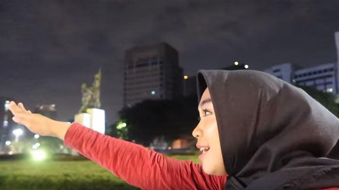 Setelah Mini Cooper, Ria Ricis Kembali Berhasil Miliki Mobil Mewah Ini ...