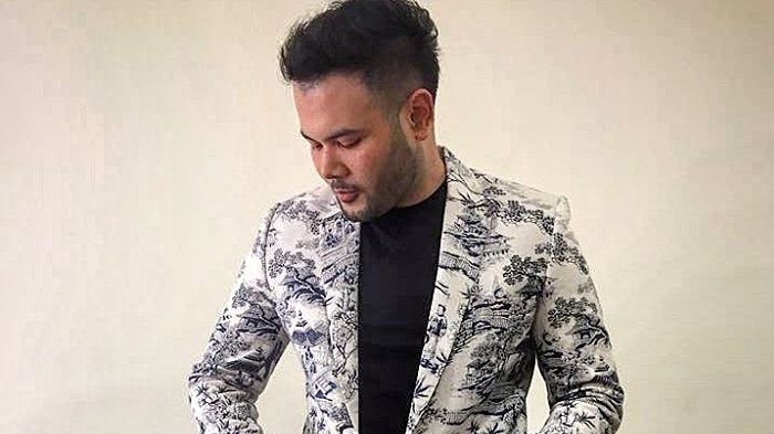 Lihat Ekspresi Ridho Rhoma Pada Foto Ini, Netizen Jadi Kasihan ...