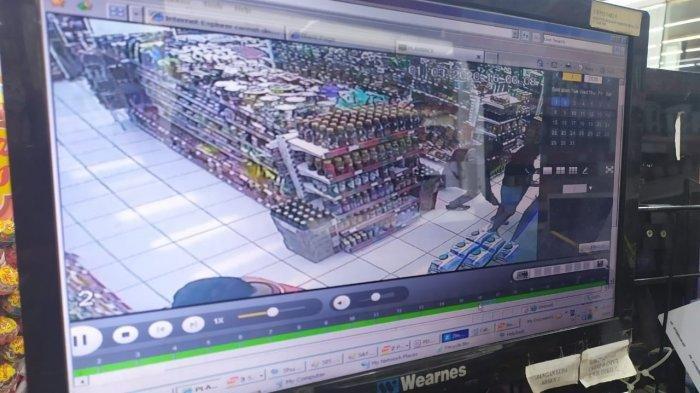 Tabiat Mesum di ATM Terciduk! Potret Bagian Intim Wanita dari Bawah Rok, Terbongkar Pengakuan ...