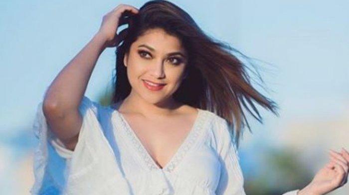 20 Tahun Menikah, Sarah Azhari Belum Bisa Serumah dengan Pedro ...