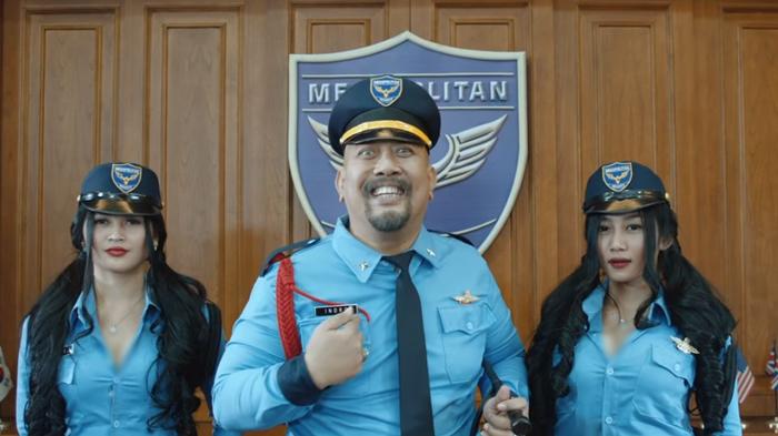 FILM - Security Ugal-ugalan (2017) - TribunnewsWiki.com