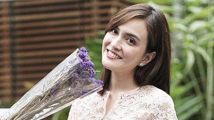 Tunjukkan Sikap Toleransi Beragama, Shandy Aulia Turut Rayakan Momen ...