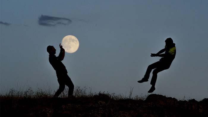 Supermoon 14 November, Yuk Lihat Fenomena Bulan Terbesar dari Berbagai ...