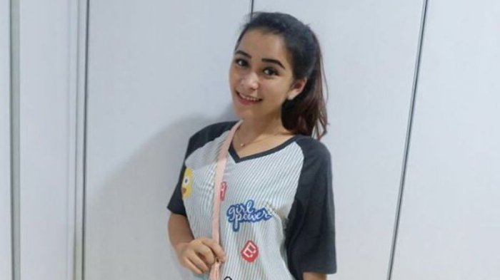 Niat Promosikan Sebuah Tas, Foto Syifa Ini Malah Bikin Salah Fokus ...