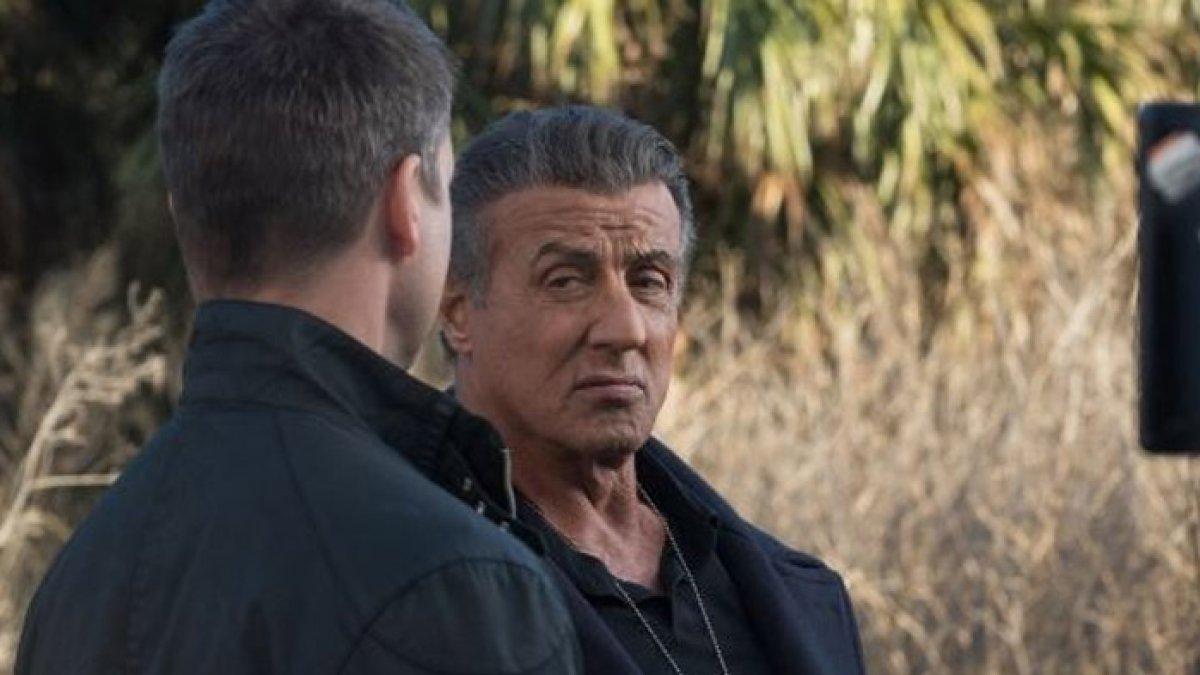 Sinopsis Film Backtrace, Bioskop Trans TV 14 September 2023, Aksi ...