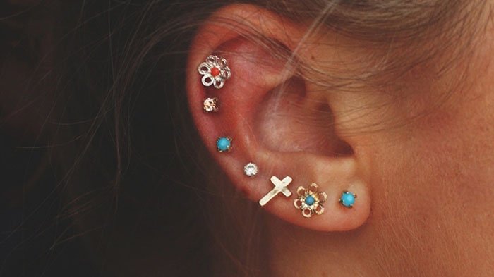 Tindik Ternyata Mampu Mengubah Bentuk Wajah, dari Pipi Tirus Hingga ...