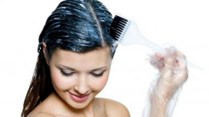 5 Cara Cepat Mengeringkan Rambut Basah Setelah Keramas Tanpa ...