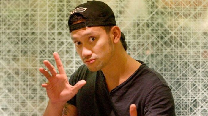 Nostalgia dengan Posting Foto Saat Muda, Netizen Terkesima dengan Kegantengan Tora Sudiro ...