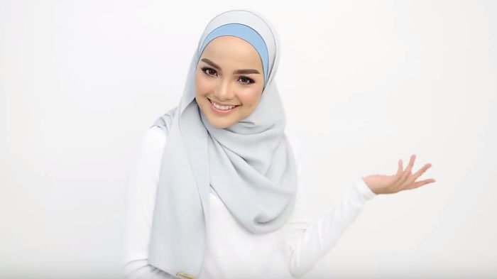 Tutorial Hijab Pashmina Simple Untuk Kuliah