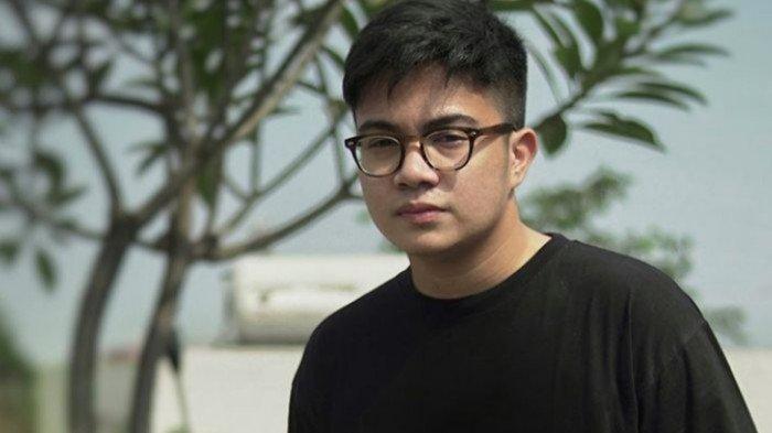 Profil dan Medsos Umay Shahab, Tak Puas Jadi Aktor Serta Penyanyi, Kini ...