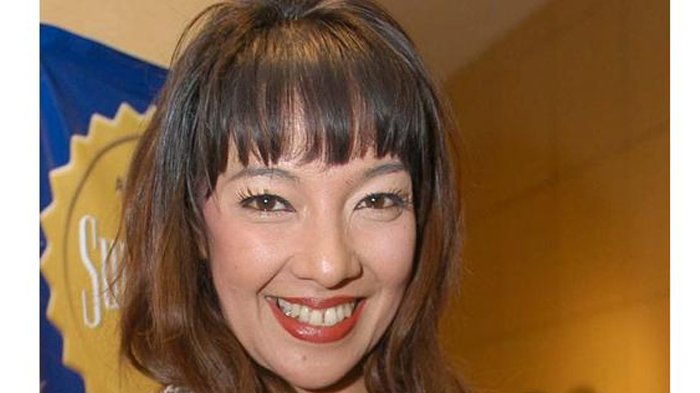 4 Fakta Artis Vicky Burki yang Juga Jadi Instruktur Senam, Pasti Bikin ...