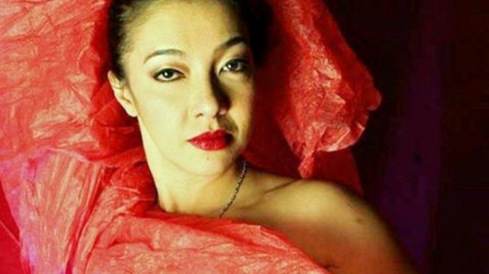 Kisah 5 Pesohor Berkarier Cemerlang Masih Lajang Usia Dekati 50, Tika ...