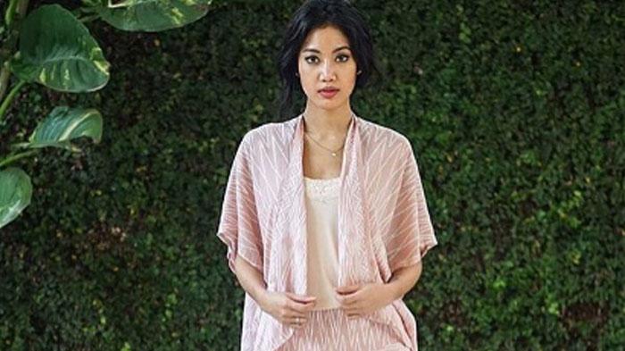 Penampilan Widi Vierratale - Hidung Tak Pesek Lagi, Vokalis Ini Akui ...