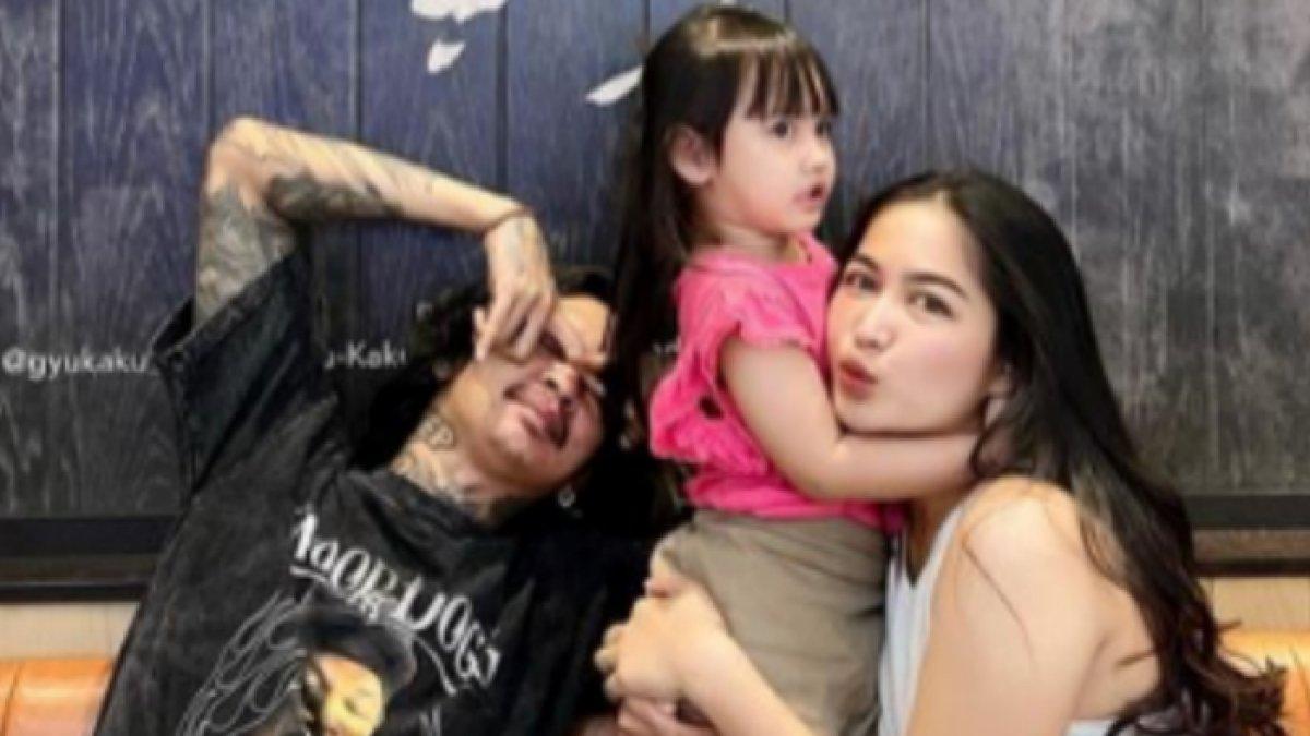 'Laki-laki Emang Gitu' Pantas Minta Cerai, Eriska Nakesya Kerap Pergoki ...