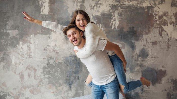 5 Jenis Chemistry dalam Hubungan Percintaan, Kamu Klik dengan ...