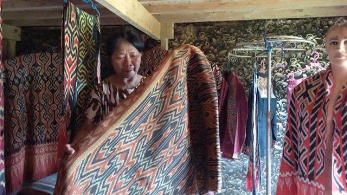 Mengenal Tenun Sekomandi Asal Kalumpang, Ikut Pameran Dubai Expo 2022 ...