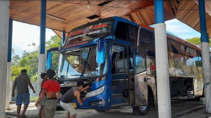 Empat Bus Trans Sulawesi Dilempari OTK saat Melintas di Pambusuang ...