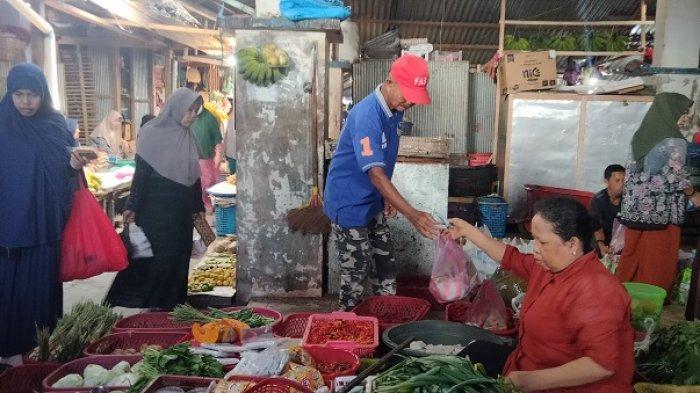 Harga Tomat dan Bawang Putih Melonjak di Majene - Tribun-sulbar.com Harga Tomat dan Bawang Putih Melonjak di Majene - Tribun-sulbar.com