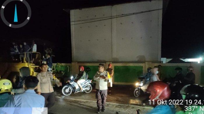 Jalan Trans Sulawesi di Majene Tertimbun Longsor Sudah Bisa Dilalui ...
