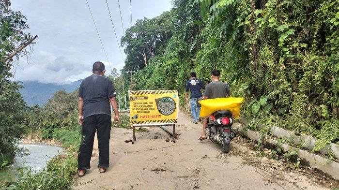 BPBD Polman Akan Pasang Bronjong Jalan Amblas di Desa Kunyi yang Rusak ...