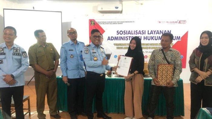 Kemenkumham Sulbar Dekatkan Layanan Perseroan Perorangan Kepada Pelaku UMK di Mamuju Tengah ...