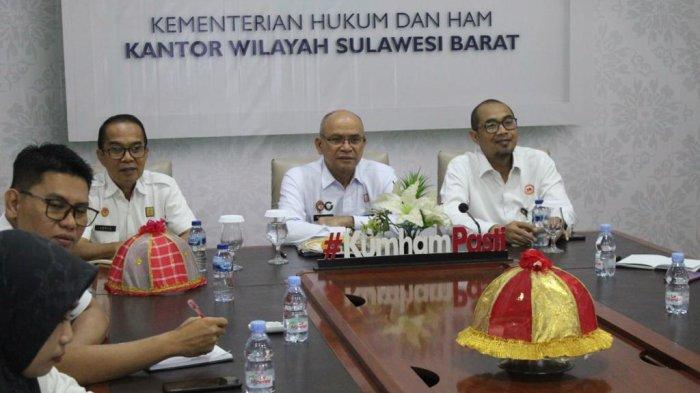 Kakanwil Kemenkumham Sulbar dan Kadivyankumham Ikuti Sosialisasi Bisnis dan HAM - Tribun-sulbar.com
