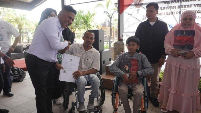 Perseroan Perorangan untuk Pelaku UMKM Disabilitas, Bentuk Komitmen Kemenkumham Sulbar - Tribun ...