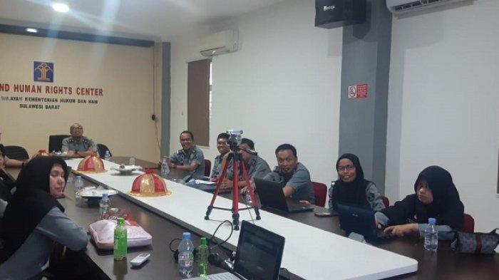 Kemenkumham Sulbar Hadiri Sosialisasi Verifikasi Data Dukung IRH Tahun 2023 - Tribun-sulbar.com