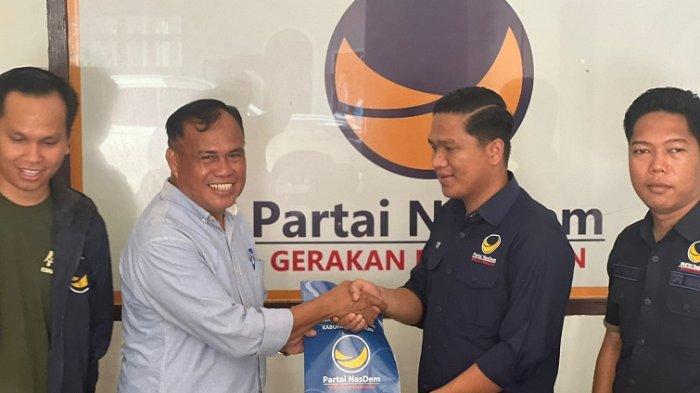 Serius Daftar Calon Bupati Pilkada Mamuju, Rahmat Sanusi Kembalikan ...