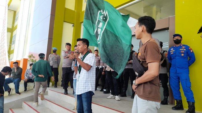 Update Penyelidikan Dugaan Korupsi Beasiswa Manakarra Mamuju di Kejati ... Update Penyelidikan Dugaan Korupsi Beasiswa Manakarra Mamuju di Kejati ...