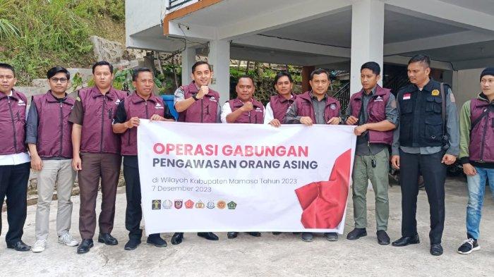 Siap Tindak Tegas Orang Asing, Imigrasi Polman Gelar Rakor dan Operasi Gabungan Jelang Pemilu ...