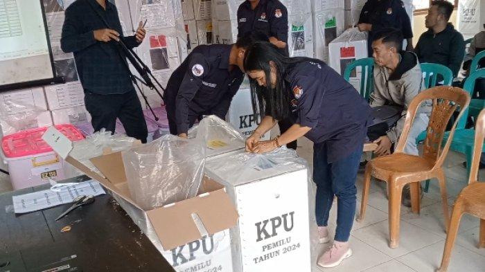 PPK Kecamatan Mamasa Target Selesai Rekapitulasi 3 Desa 19 TPS Hari ini - Tribun-sulbar.com