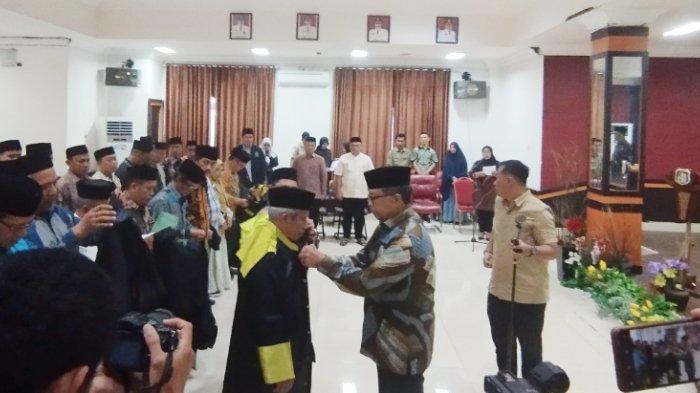Sekprov Sulbar Muhammad Idris Lantik 35 Dewan Hakim dan 12 Panitera MTQ ...