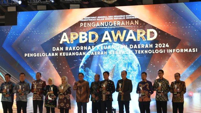 Sulbar Raih Penghargaan APBD Award 2024, Kedepan Perlu Optimalkan PAD - Tribun-sulbar.com