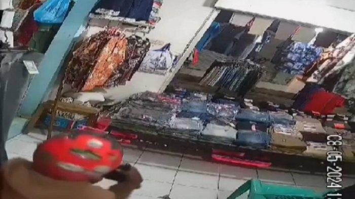 Pria di Mamuju Terekam CCTV Saat Curi HP di Pasar Baru, Nyaris Diamuk Massa - Tribun-sulbar.com
