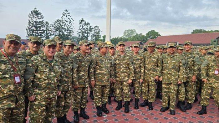 3 Aksi Prabowo Yang Mengagetkan Saat Pembekalan Kabinet Merah Putih Di Akmil Magelang Tribun