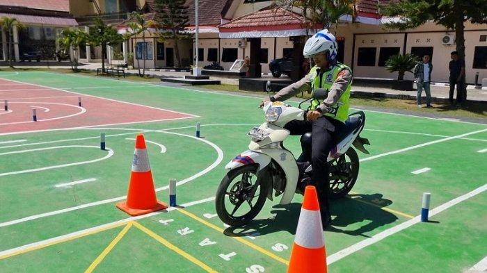 Polres Mamasa Resmi Terapkan Uji Coba Tes Drive SIM C Terbaru Bentuk S ...