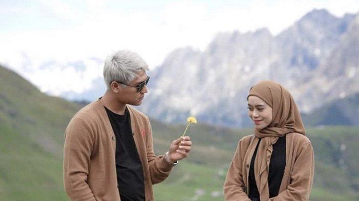 Rizky Billar Akhirnya Ungkap Alasan Tidak Hadiri Lamaran Kakak Lesti ...