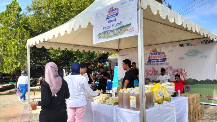 Stand Pasar Murah Bulog Mamuju, Tersedia Beras, Minyak Kelapa dan Gula ...
