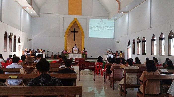 Ibadah Kenaikan Isa Almasih di Gereja Toraja Jemaat Siong Pasangkayu Berlangsung Khidmat ...