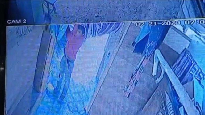 Maling di Mamuju Tengah Gasak Hp dan Dompet Terekam CCTV - Tribun-sulbar.com