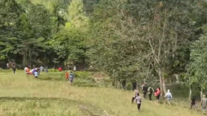 Hari Ketiga Pencarian Korban Tenggelam di Mamasa, Tim SAR Gabungan ... Hari Ketiga Pencarian Korban Tenggelam di Mamasa, Tim SAR Gabungan ...